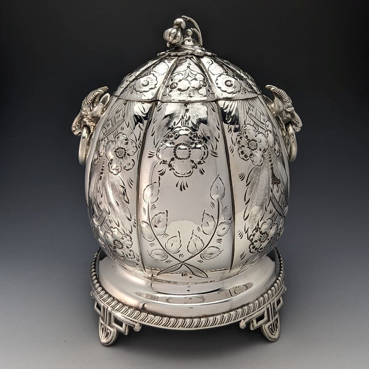 1880年代 英国アンティーク シルバープレート製 クッキージャー George Cutts & Sons – SILVER-LUG